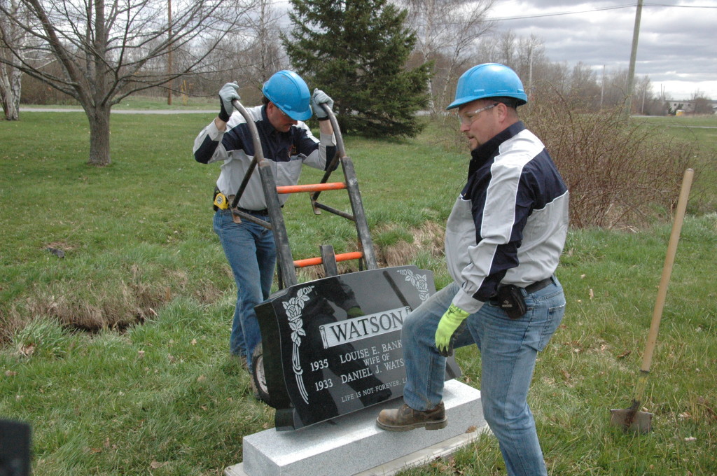 installation 6 - Heritage MemorialsHeritage Memorials